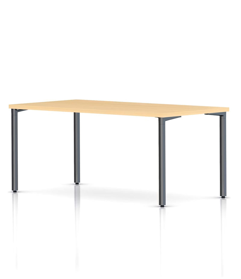 Herman Miller - Everywhere Table