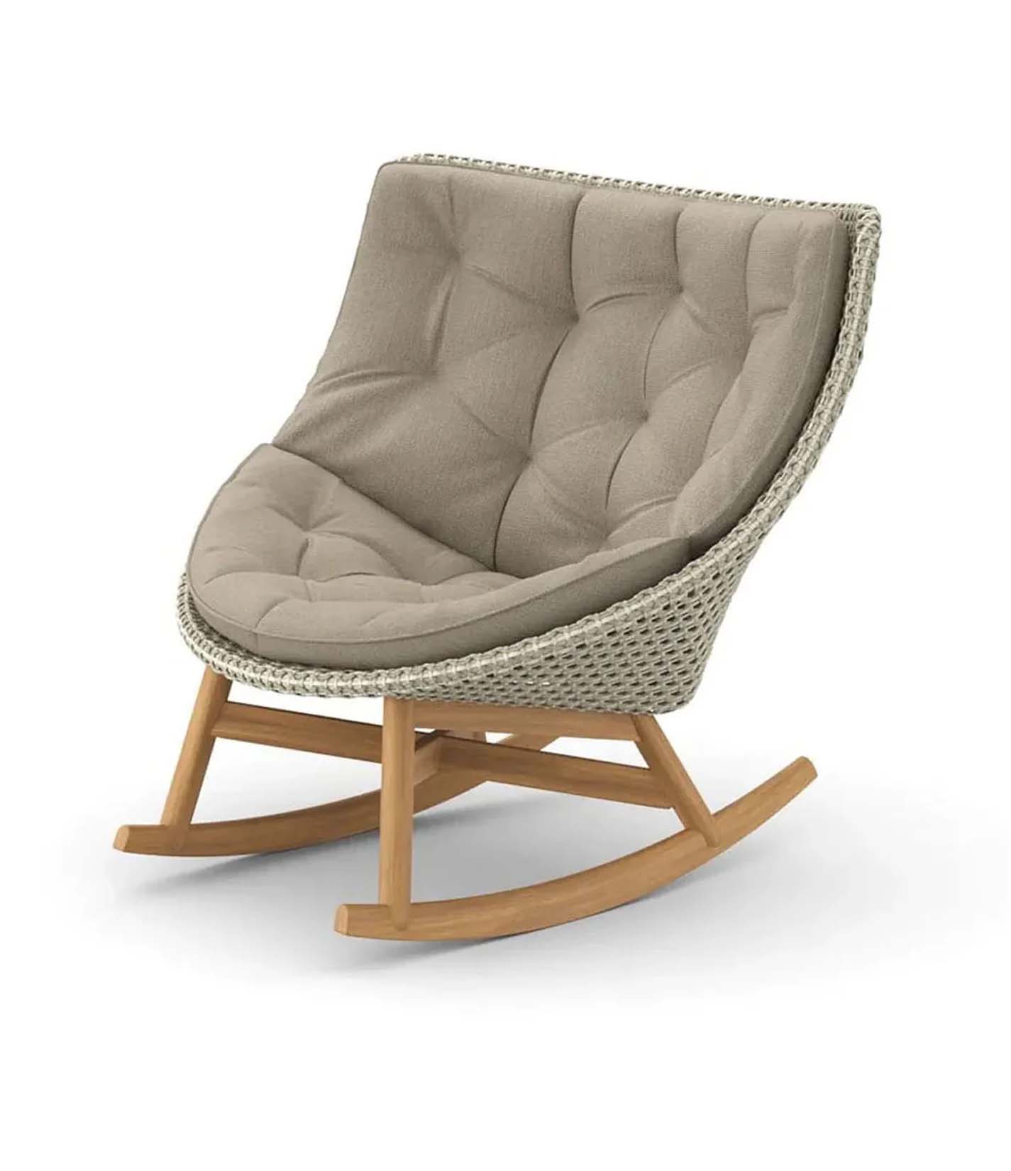 Dedon - Mbrace rocking-chair | Livingspace Interiors